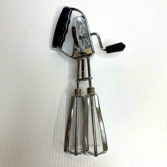 Kitchen | Vintage Manual Hand Mixer Rustic Country Kitchen Stainless ...